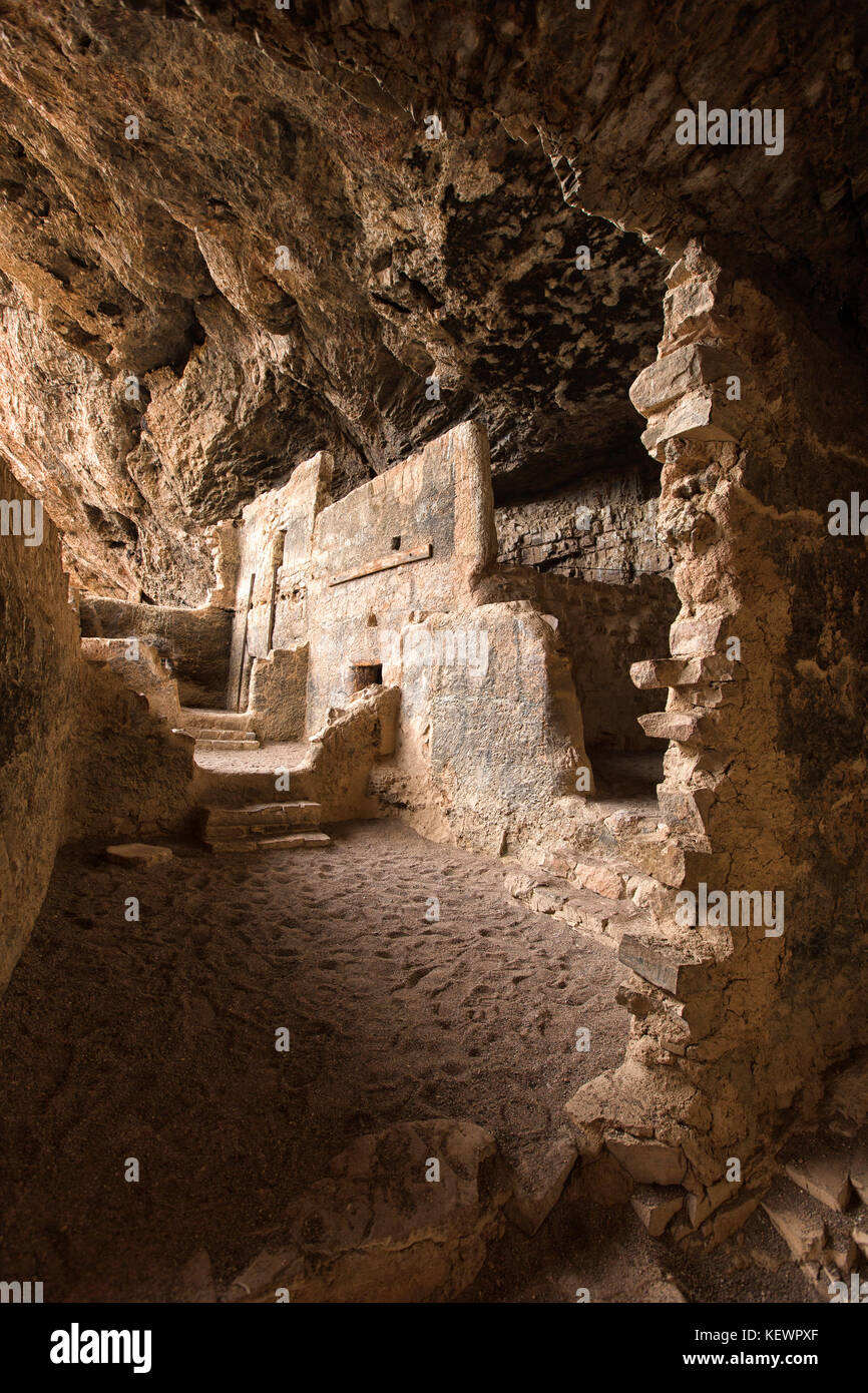 Tonto native american indian ruins cliff dwelling Stock Photo - Alamy