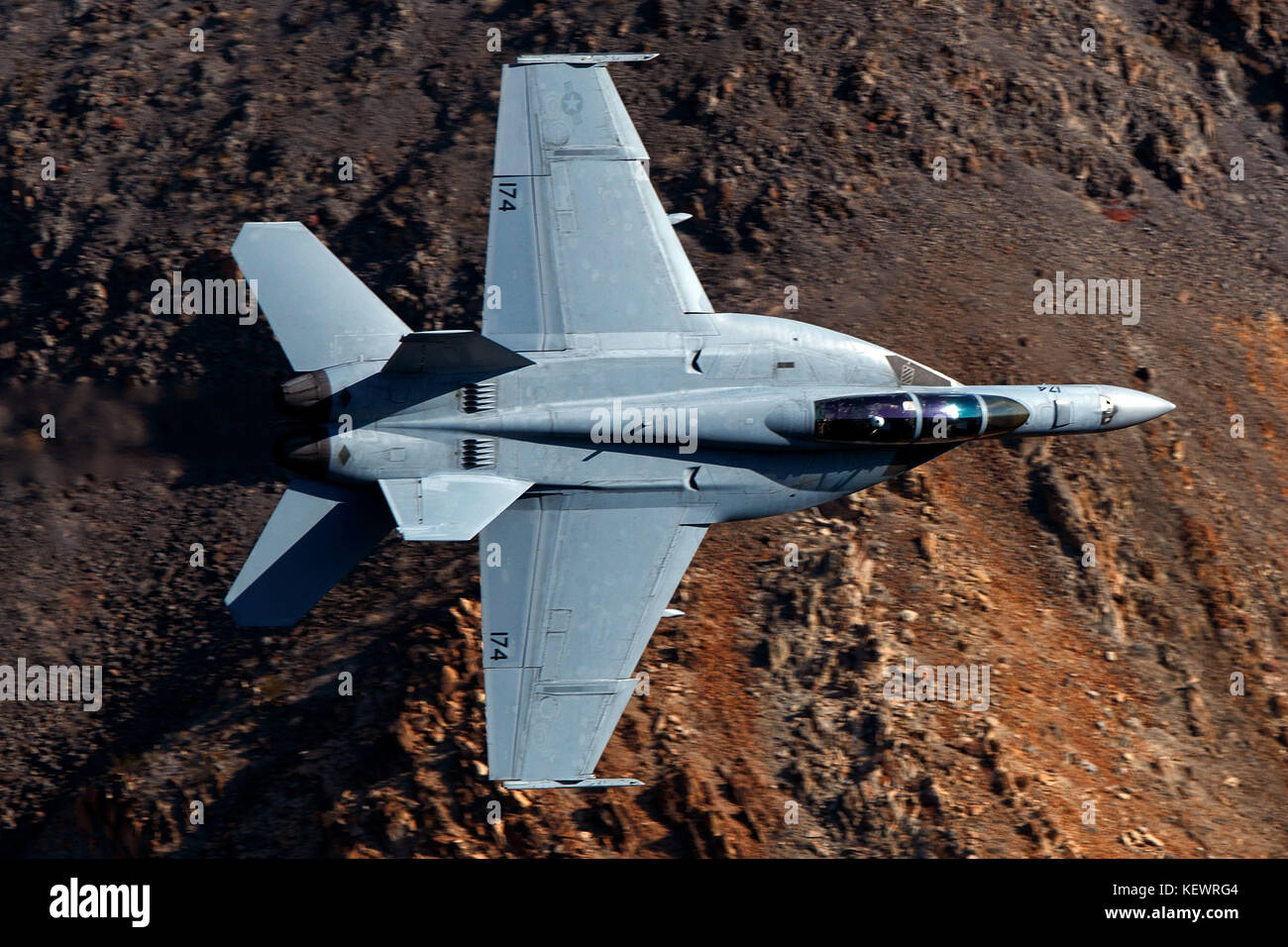 United States Navy Boeing F/A-18F Super Hornet (NJ 174) from the VFA ...
