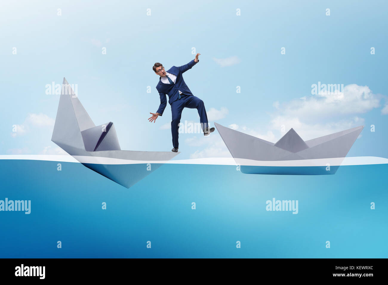 Sinking ship metaphor hi-res stock photography and images - Alamy