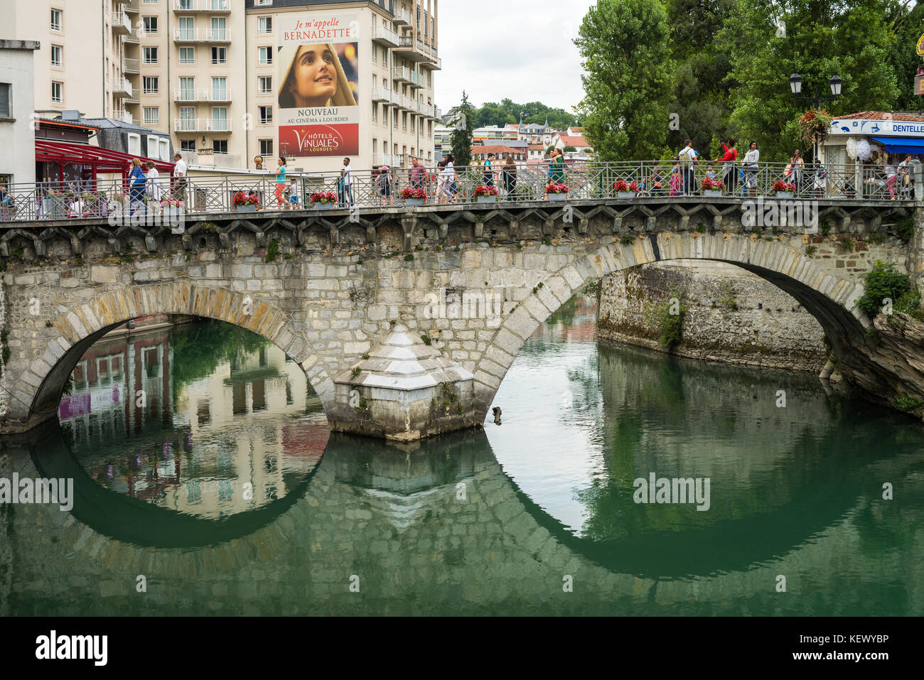 River gave de pau lourdes hi-res stock photography and images - Alamy