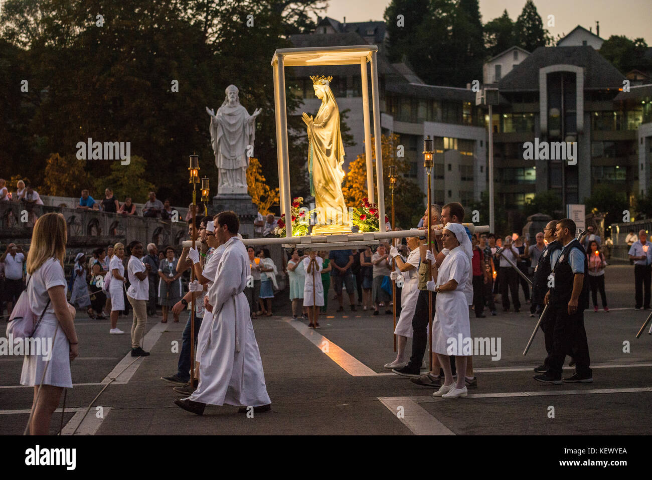 Pilgrims procession to Mass, Lourdes, Pyrenees, France, Europe Stock ...