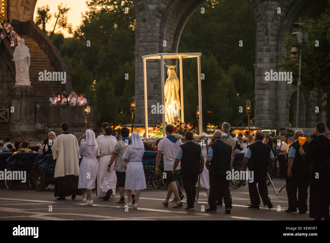 Pilgrims procession to Mass, Lourdes, Pyrenees, France, Europe Stock ...