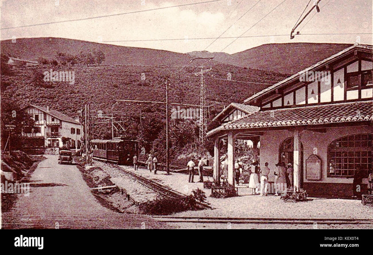 Chemin de fer de la Rhune Gare du funiculaire Stock Photo - Alamy