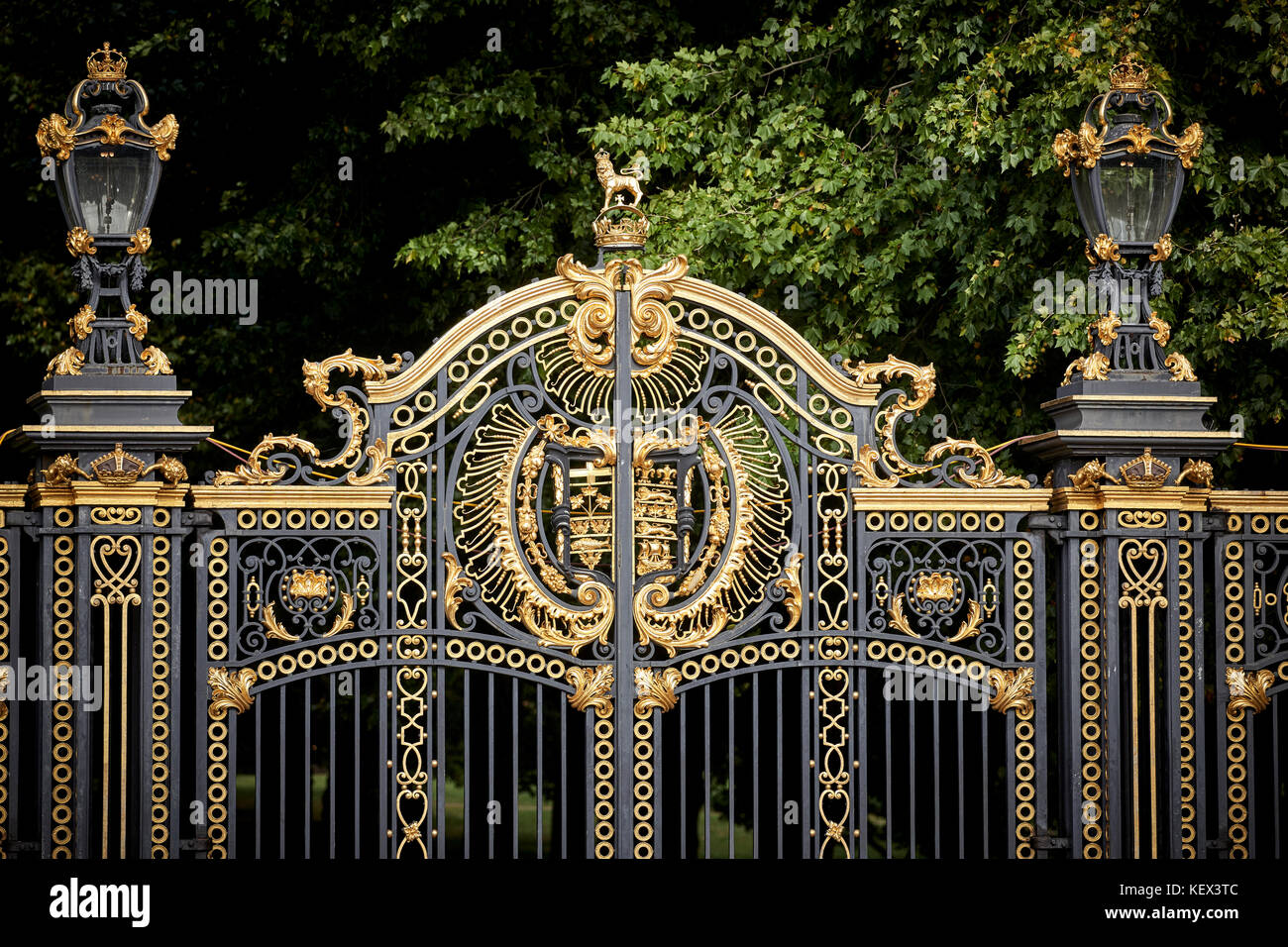 Canada Gate forms part of the Queen Victoria Memorial Buckingham Palace ...