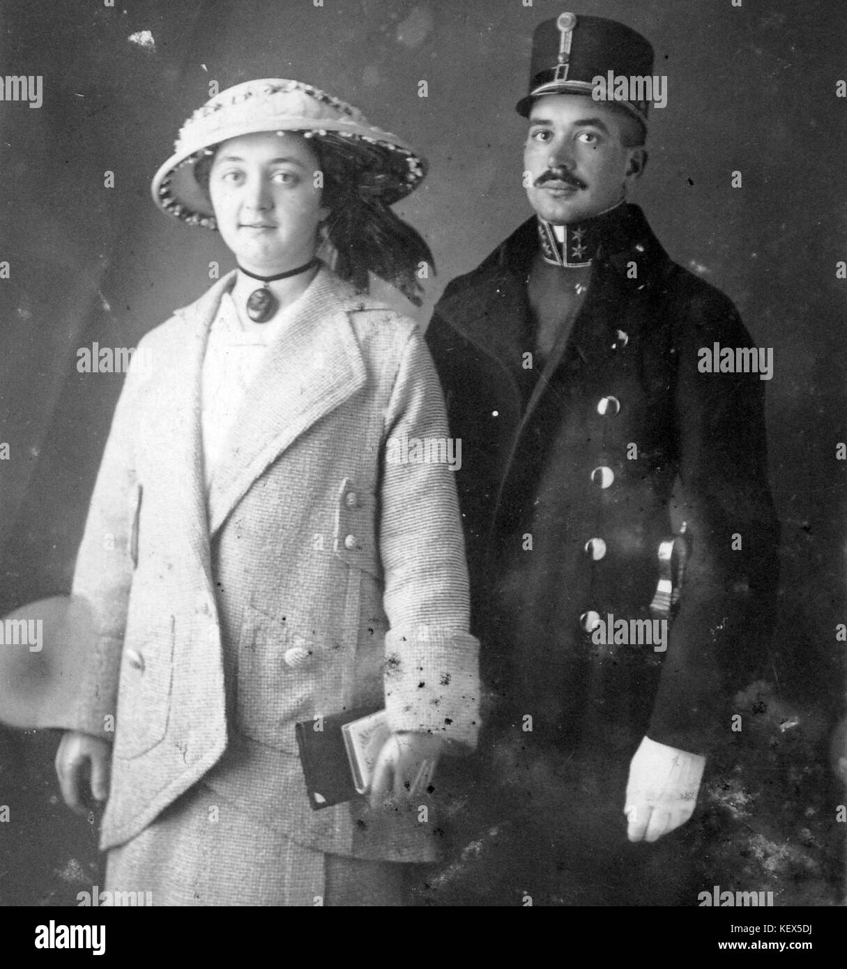 Woman dressed vintage attire Black and White Stock Photos & Images - Alamy