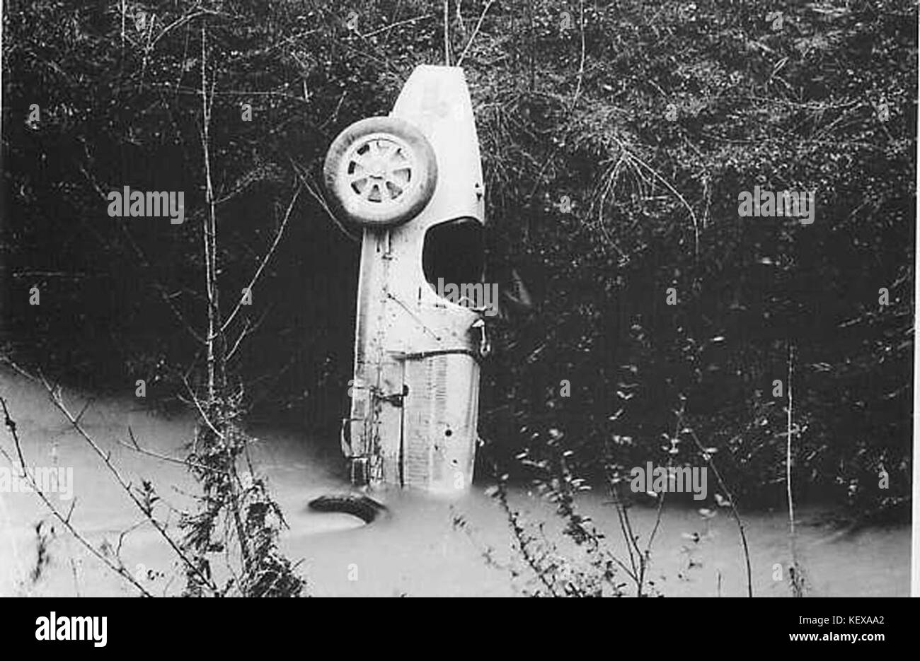 1920s car crash hi-res stock photography and images - Alamy