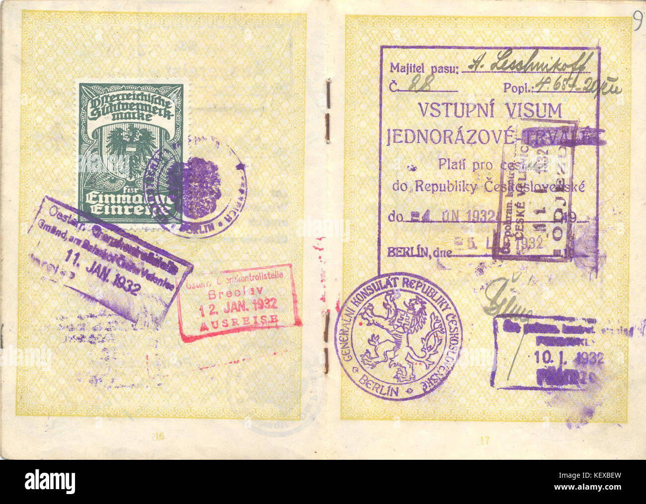 1868K 1 3 9 Asparuh Leshnikov Passport Stock Photo - Alamy