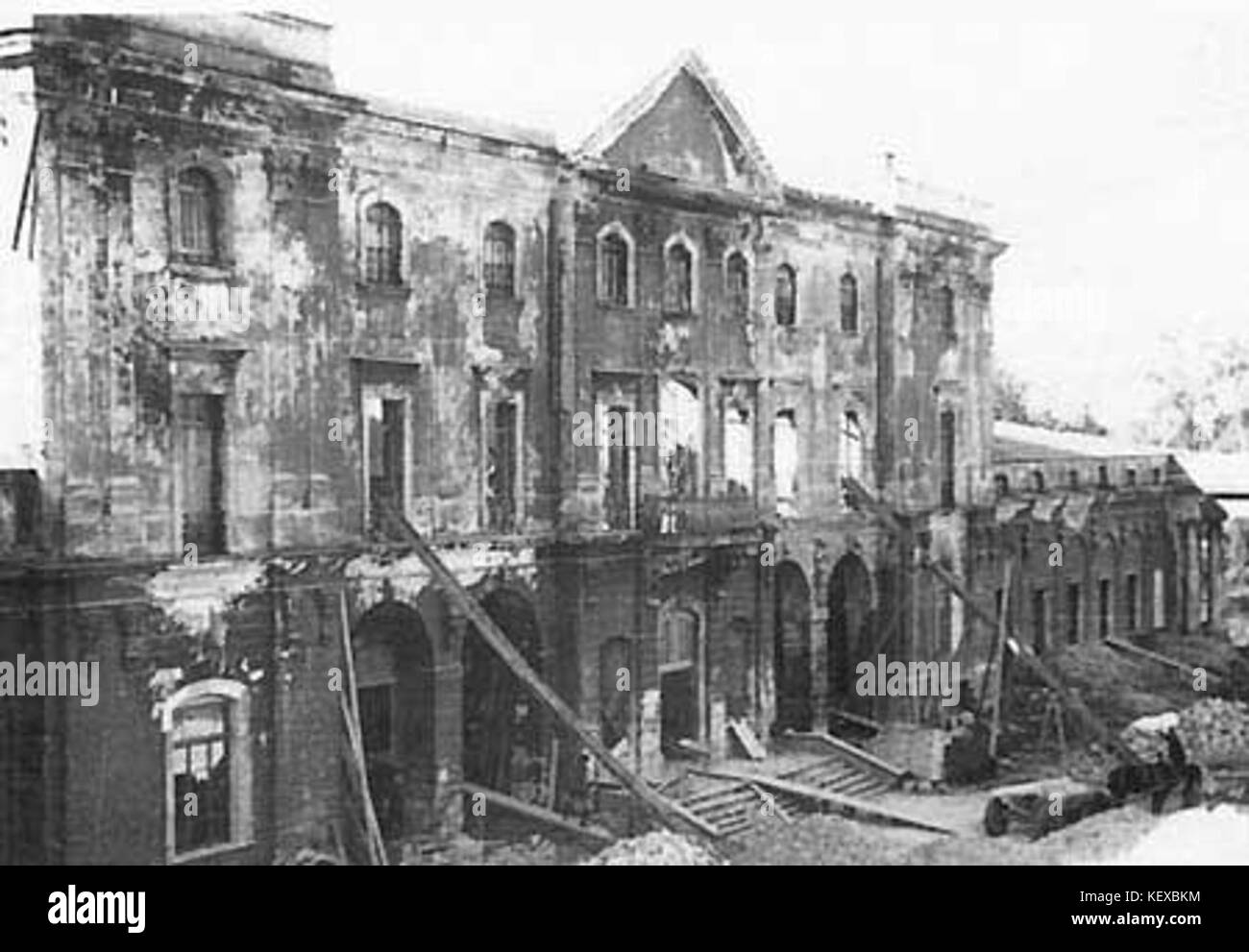 Branicki Palace destroyed by Germans Stock Photo - Alamy