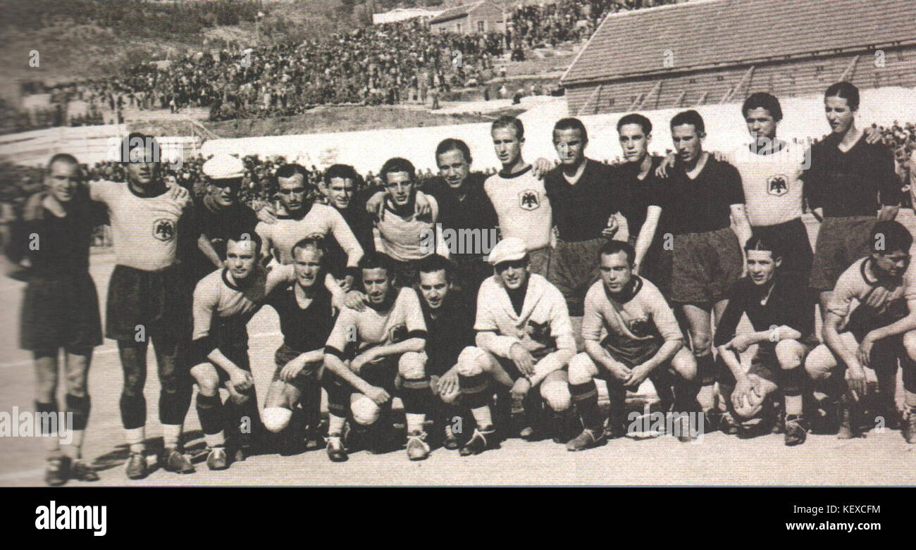 Aek hi-res stock photography and images - Alamy