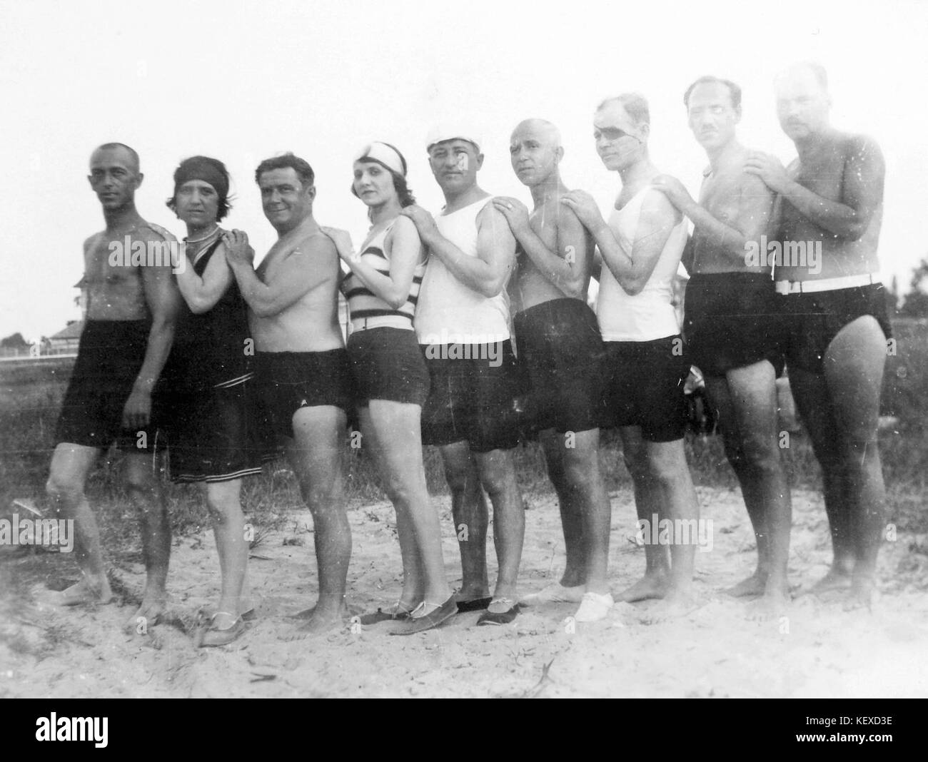 Men bathing vintage Black and White Stock Photos & Images - Alamy
