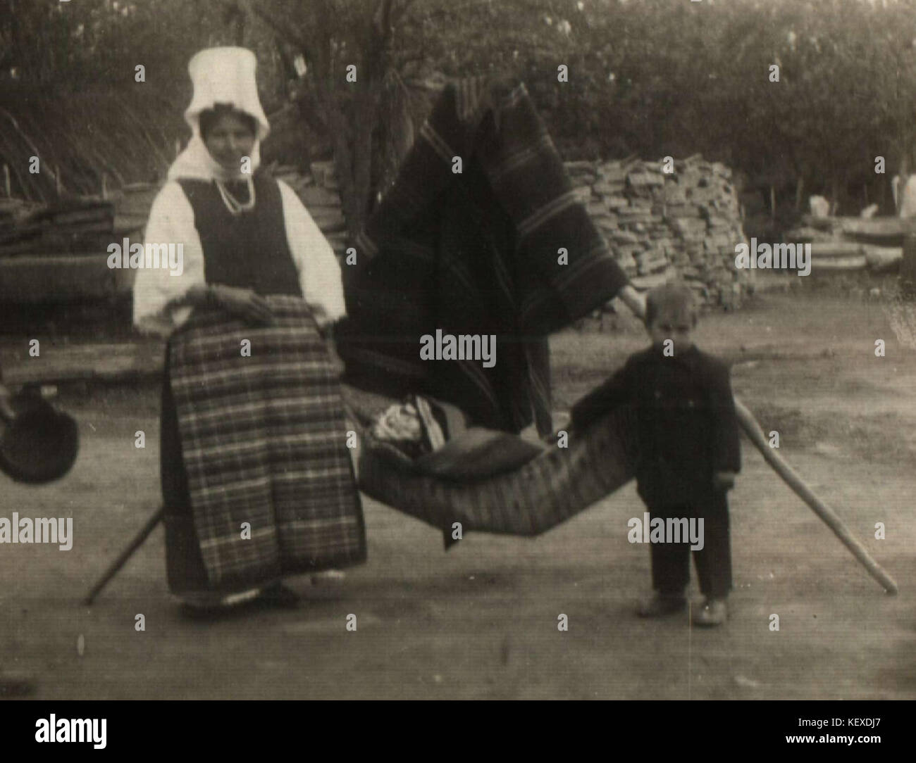 2072K 1 337 314 National costume of Bulgaria, Karnobat Stock Photo - Alamy