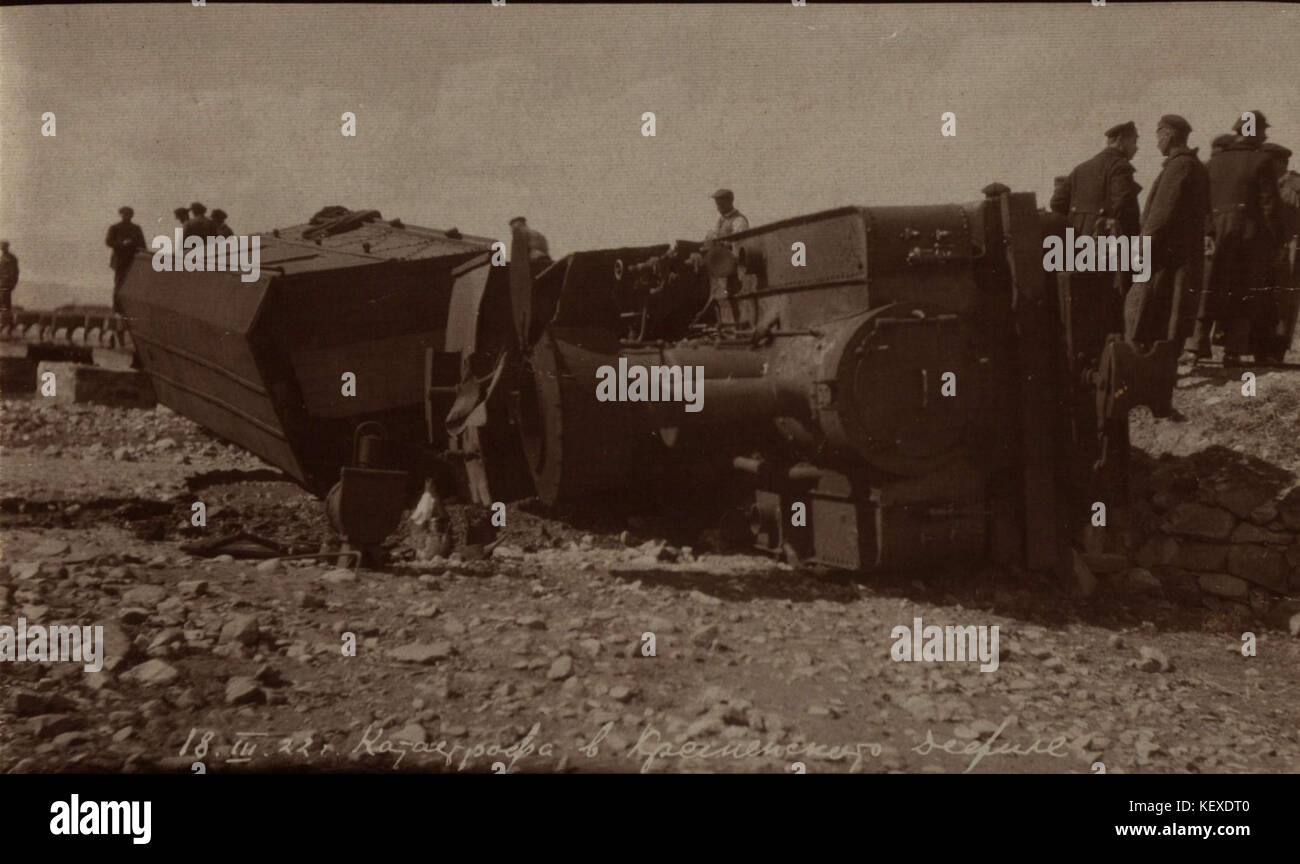 3K 14 169 10 Crashed rolling stock, Bulgaria, 1922 Stock Photo - Alamy