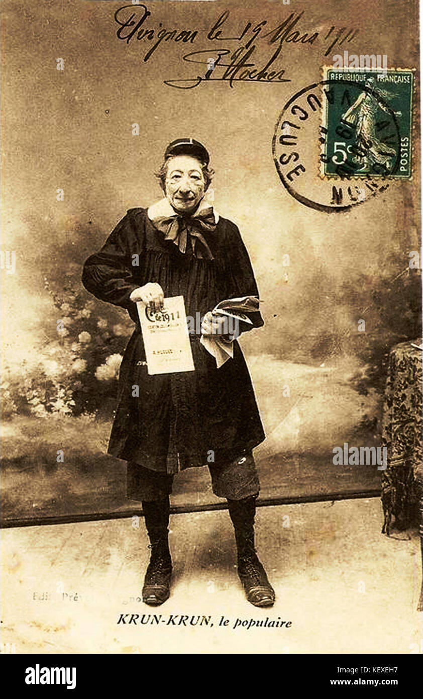 Avignon Crun Crun en 1911 Stock Photo - Alamy