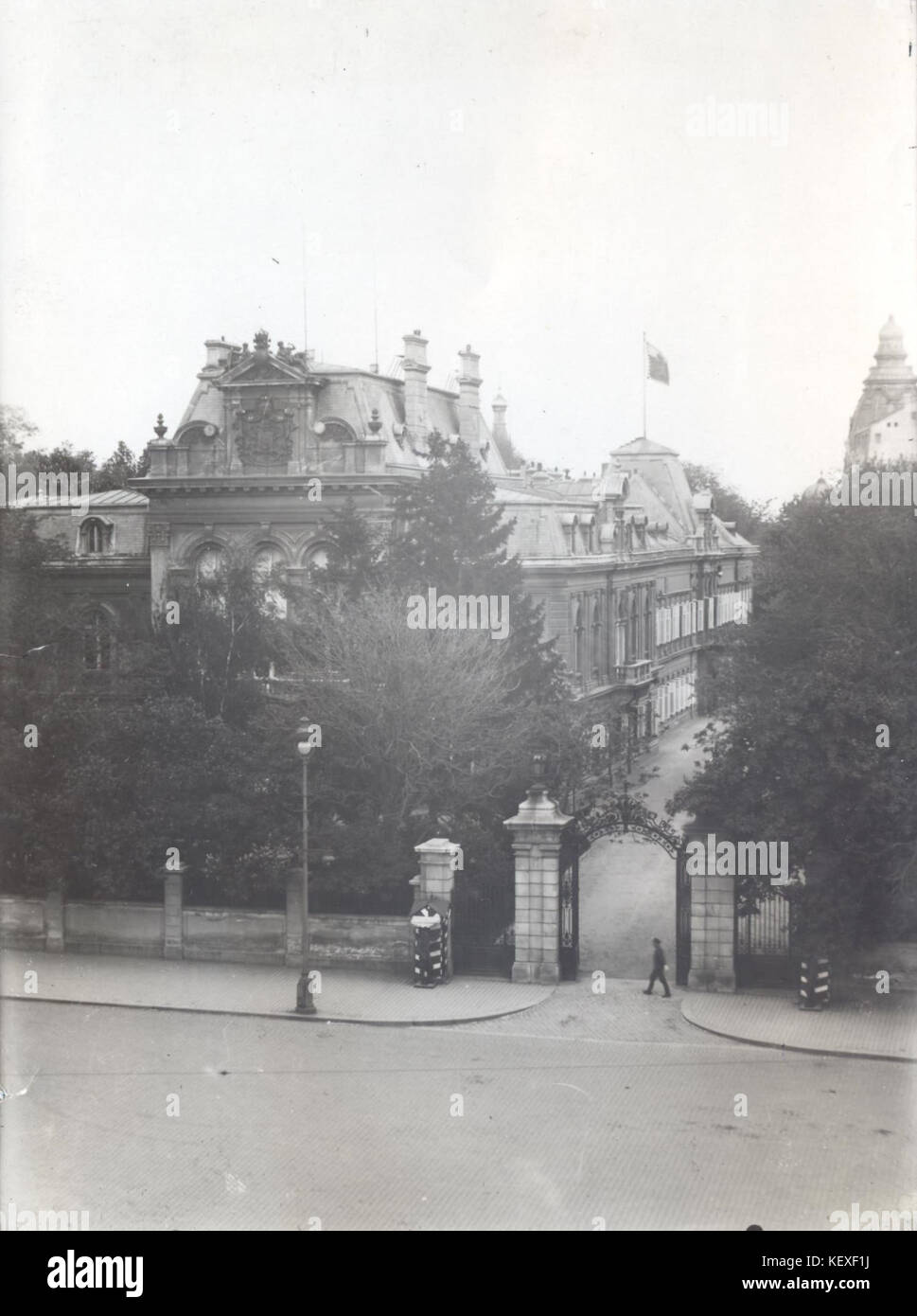 3K 15 442 10 Royal Palace, Sofia Stock Photo - Alamy