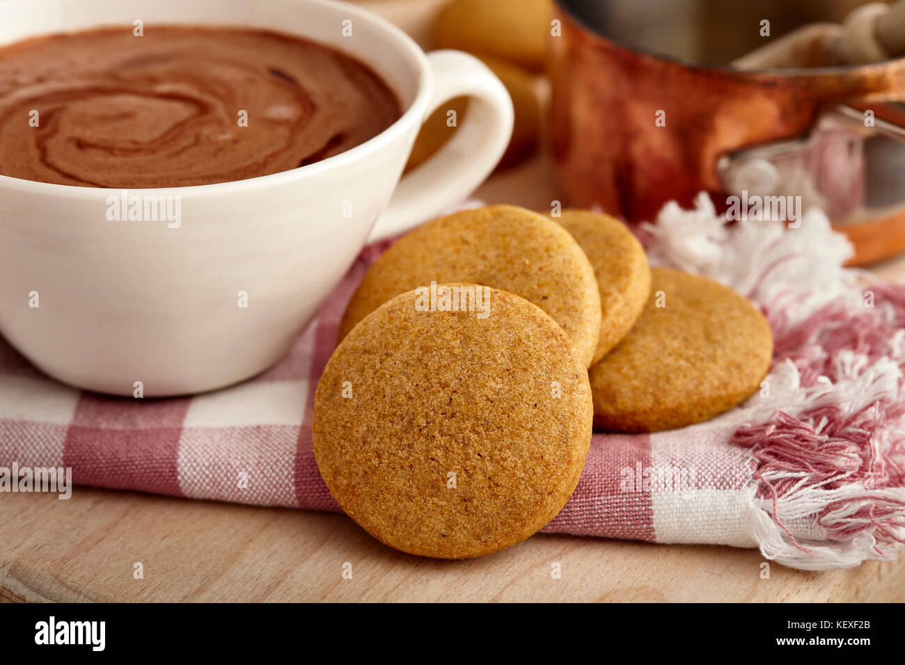 Speculoos honey shortbread cookies Stock Photo - Alamy