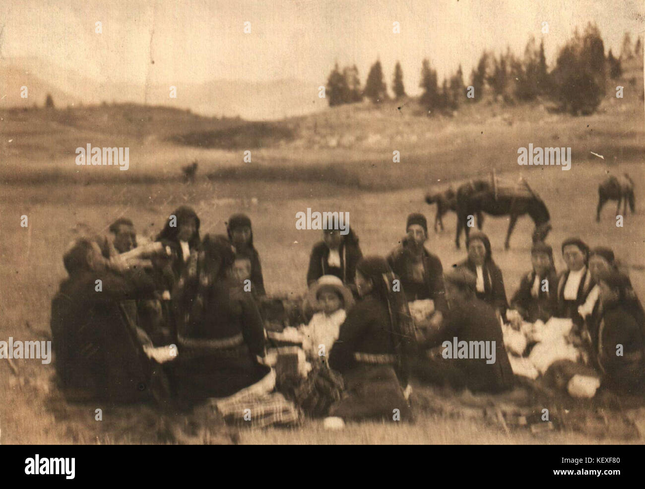 2072K 1 366 70 Shiroka laka Stock Photo - Alamy