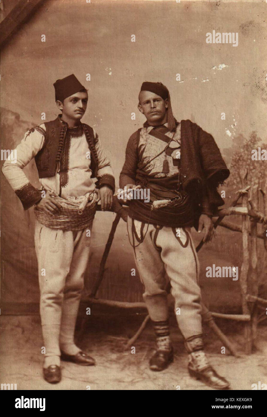 2072K 1 501 85 National costumes from Macedonia Stock Photo - Alamy