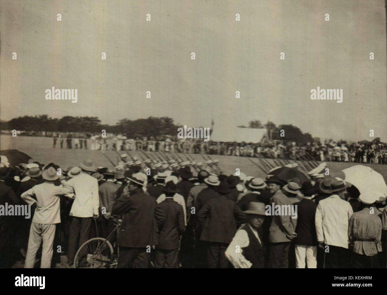 52K 5 24 32 Stock Photo - Alamy