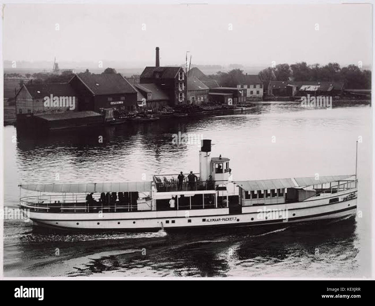 Packet of 7 hi-res stock photography and images - Alamy