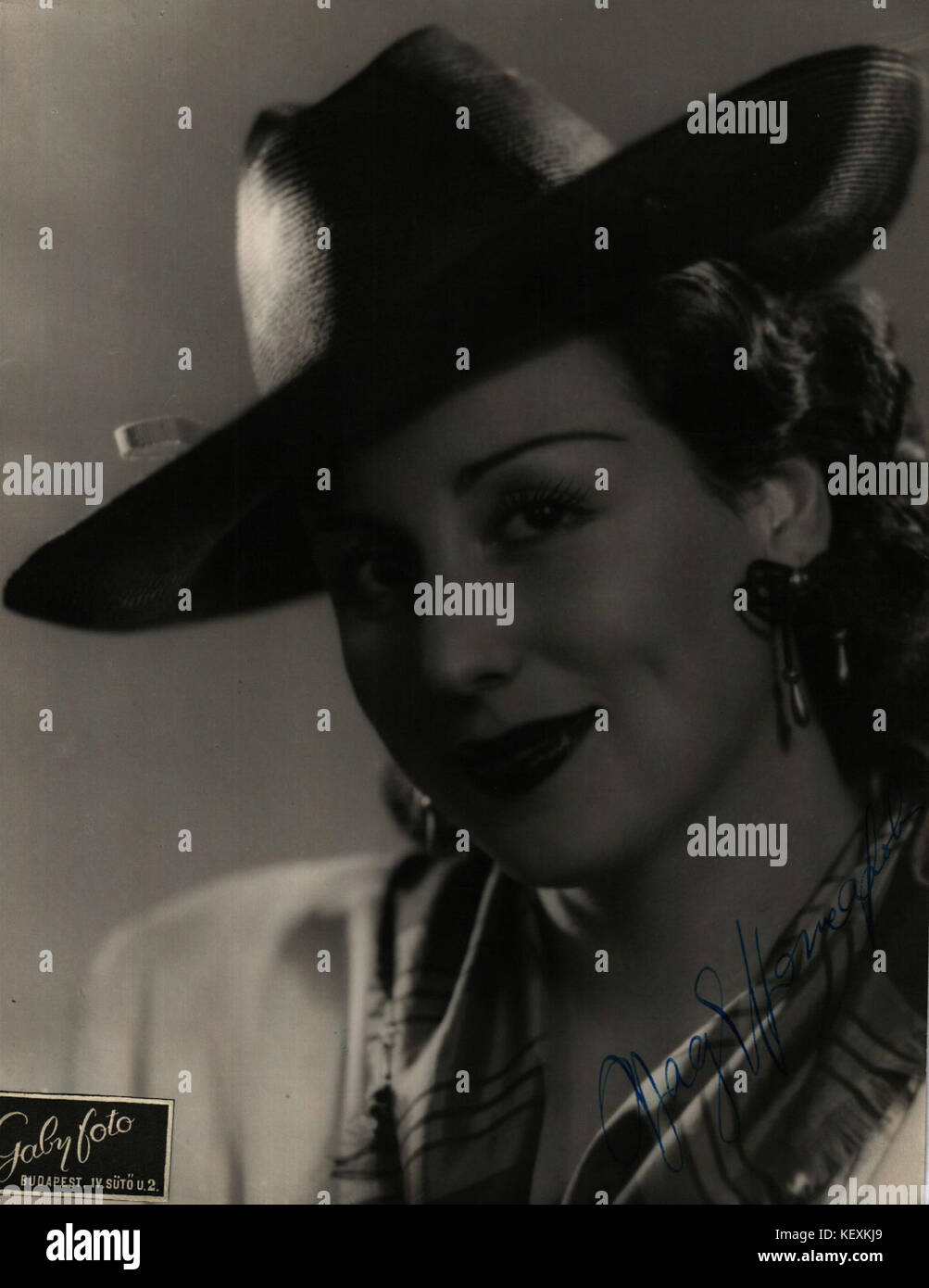 1625K 1 22 15 Nadya Nozharova, Countess Nadia de Navarro Farber Stock ...