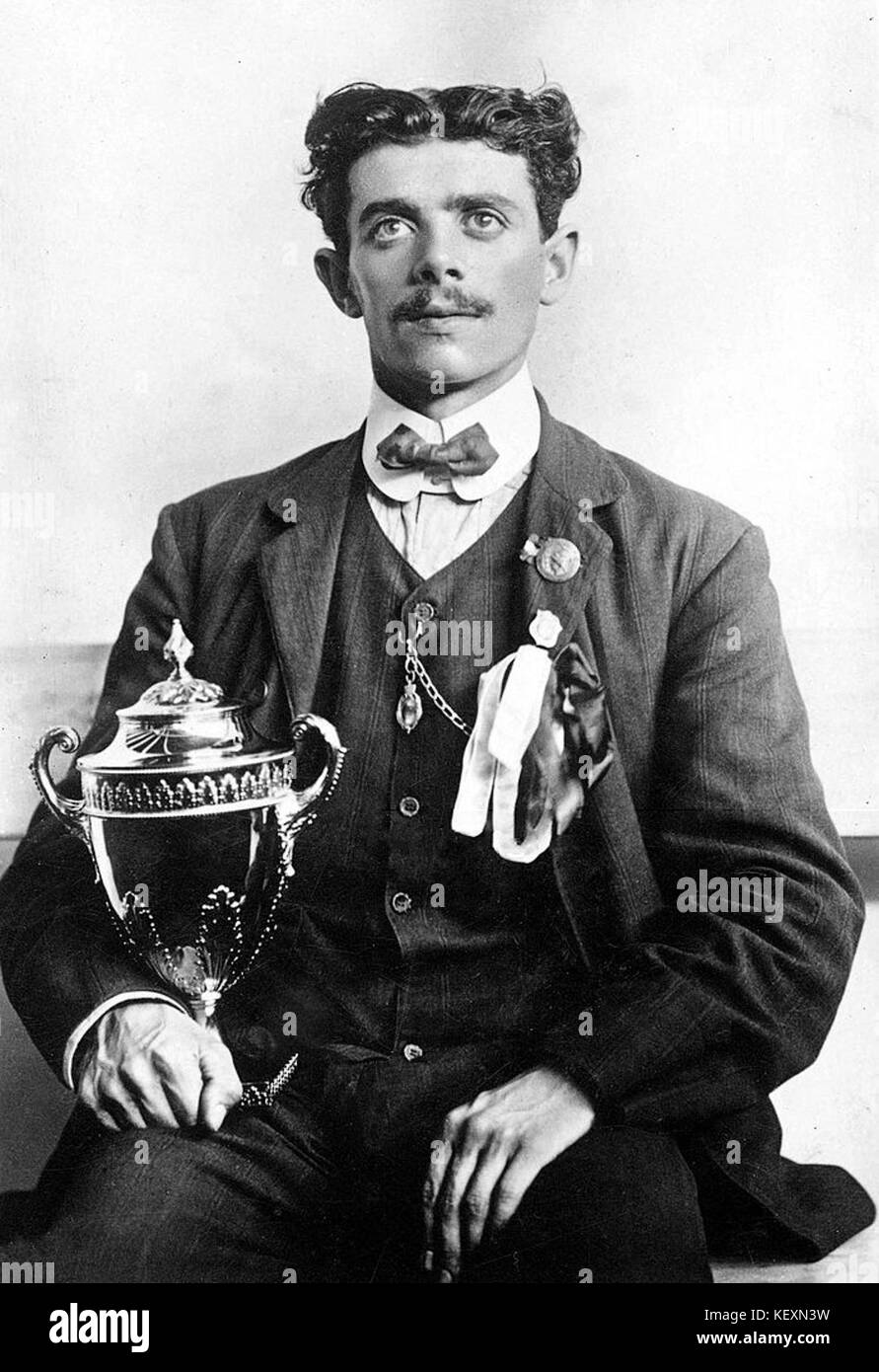 Dorando hi-res stock photography and images - Alamy