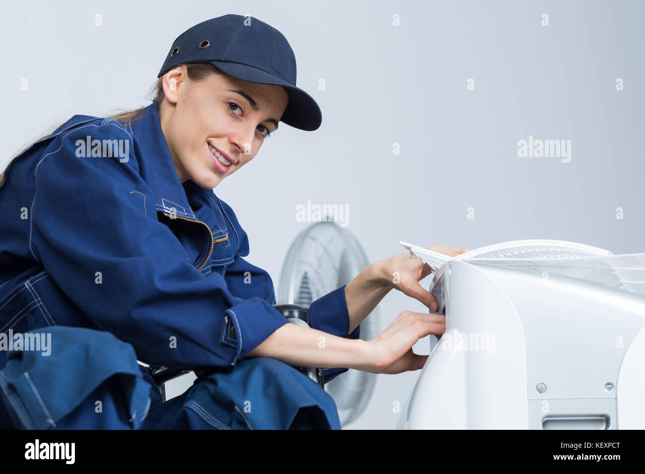 Portrait of female manual worker Stock Photo - Alamy