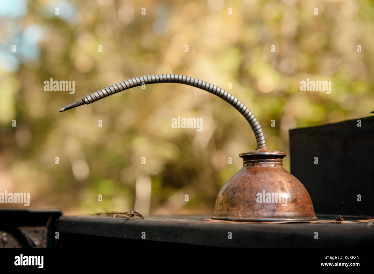 Oiling can can oiling hi-res stock photography and images - Alamy