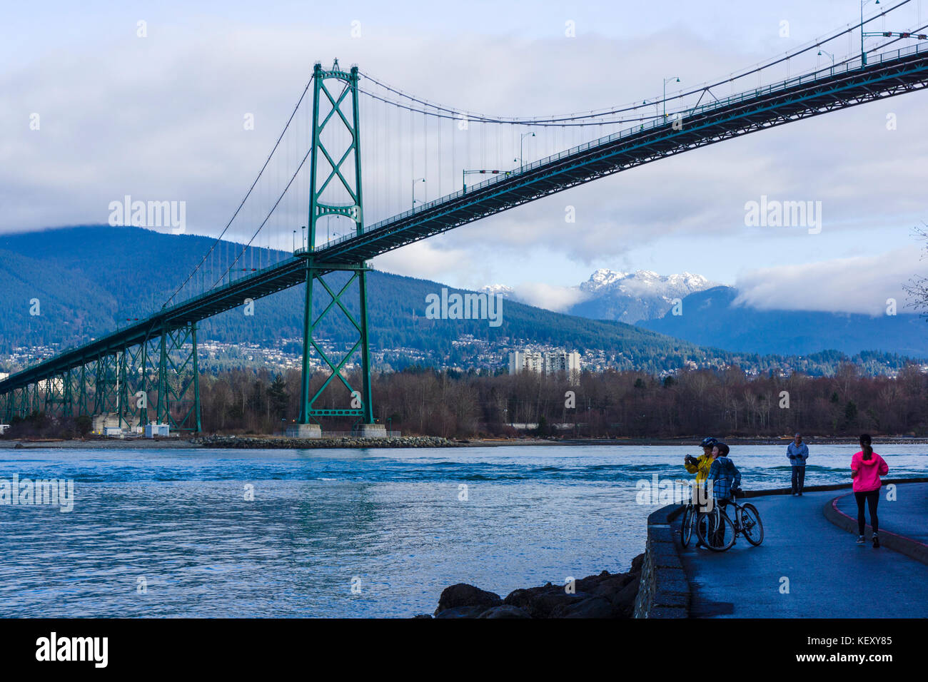 Lions Gate Bridge and Stanley Park Seawall, Vancouver, British Columbia ...