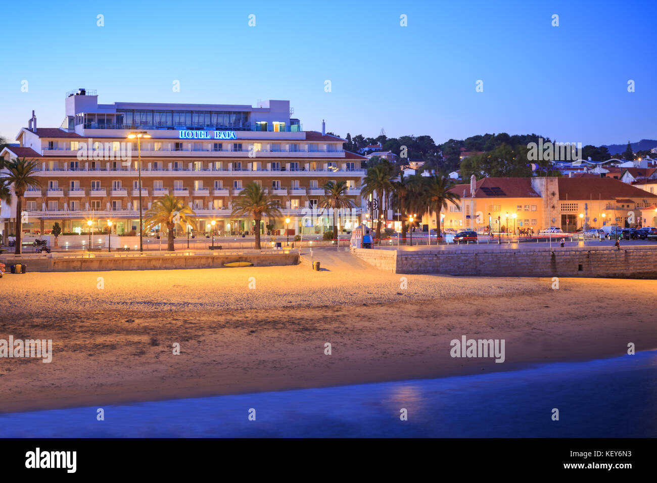 CASCAIS, PORTUGAL - CIRCA OCTOBER, 2016: The promenade of Cascais by ...