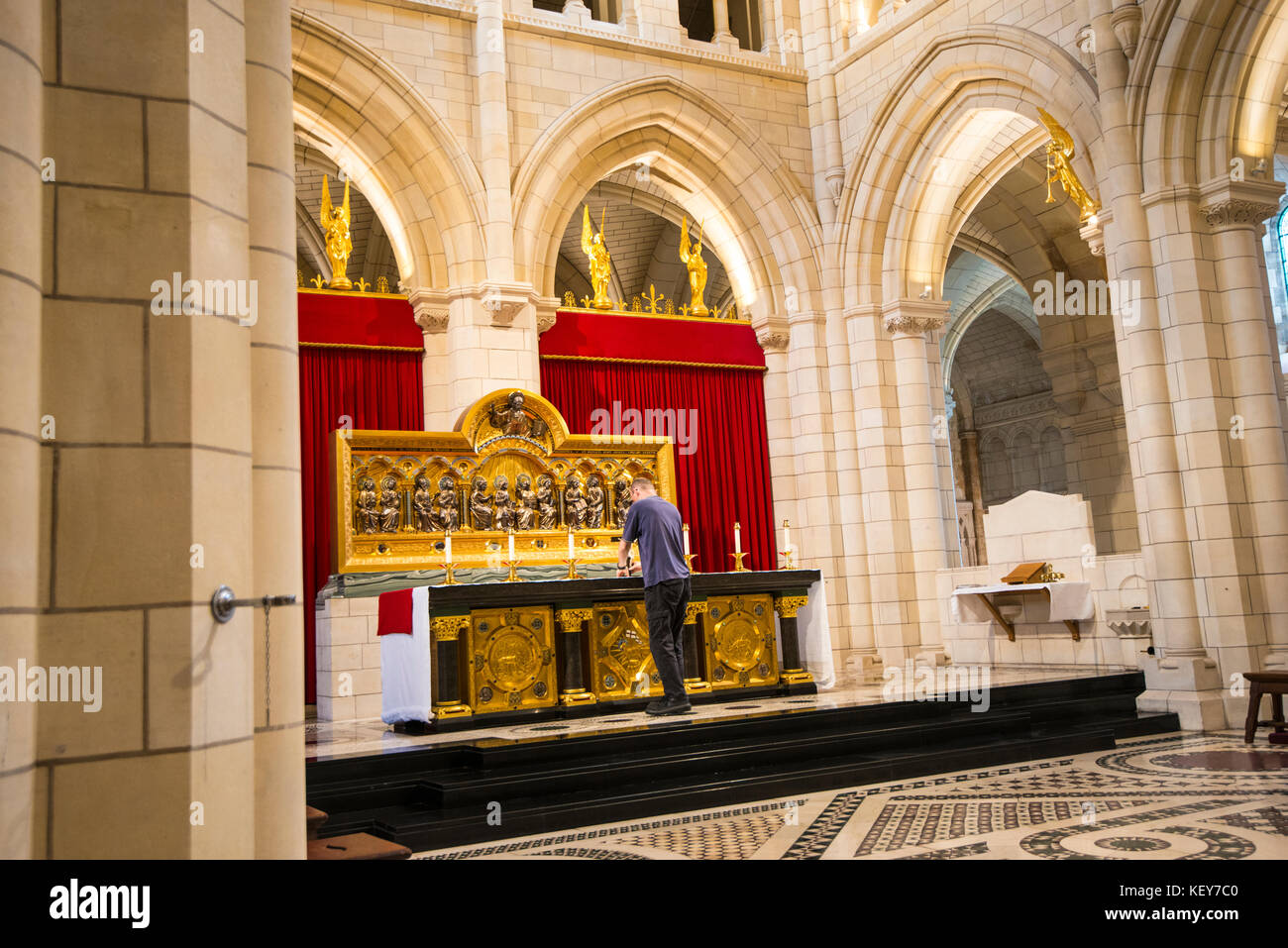 Buckfast Abbey, Buckfastleigh, Devon. A remarkable and beautiful ...