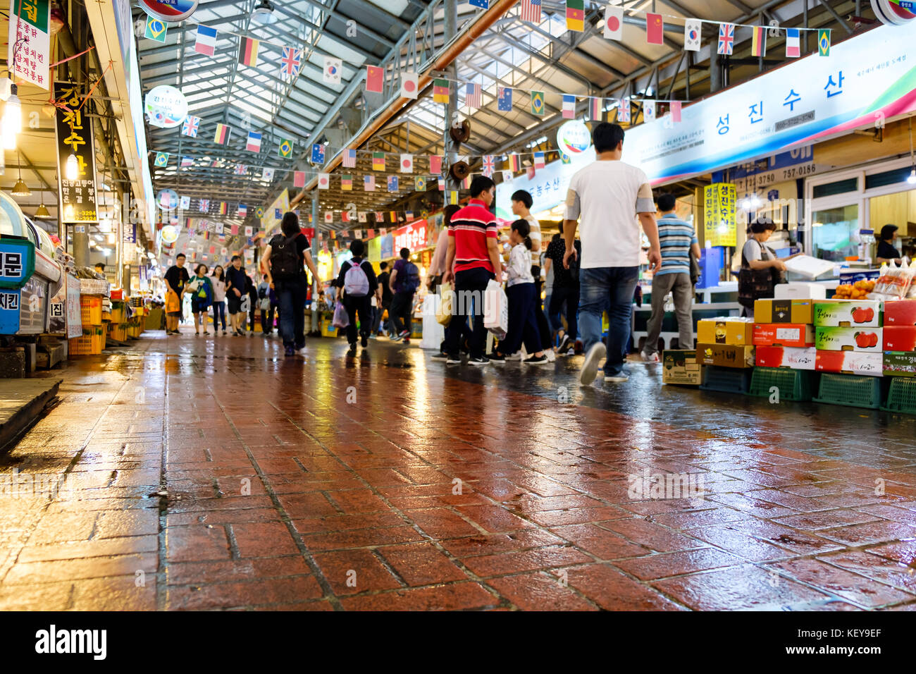 Jeju Dongmun Market Stock Photo - Alamy