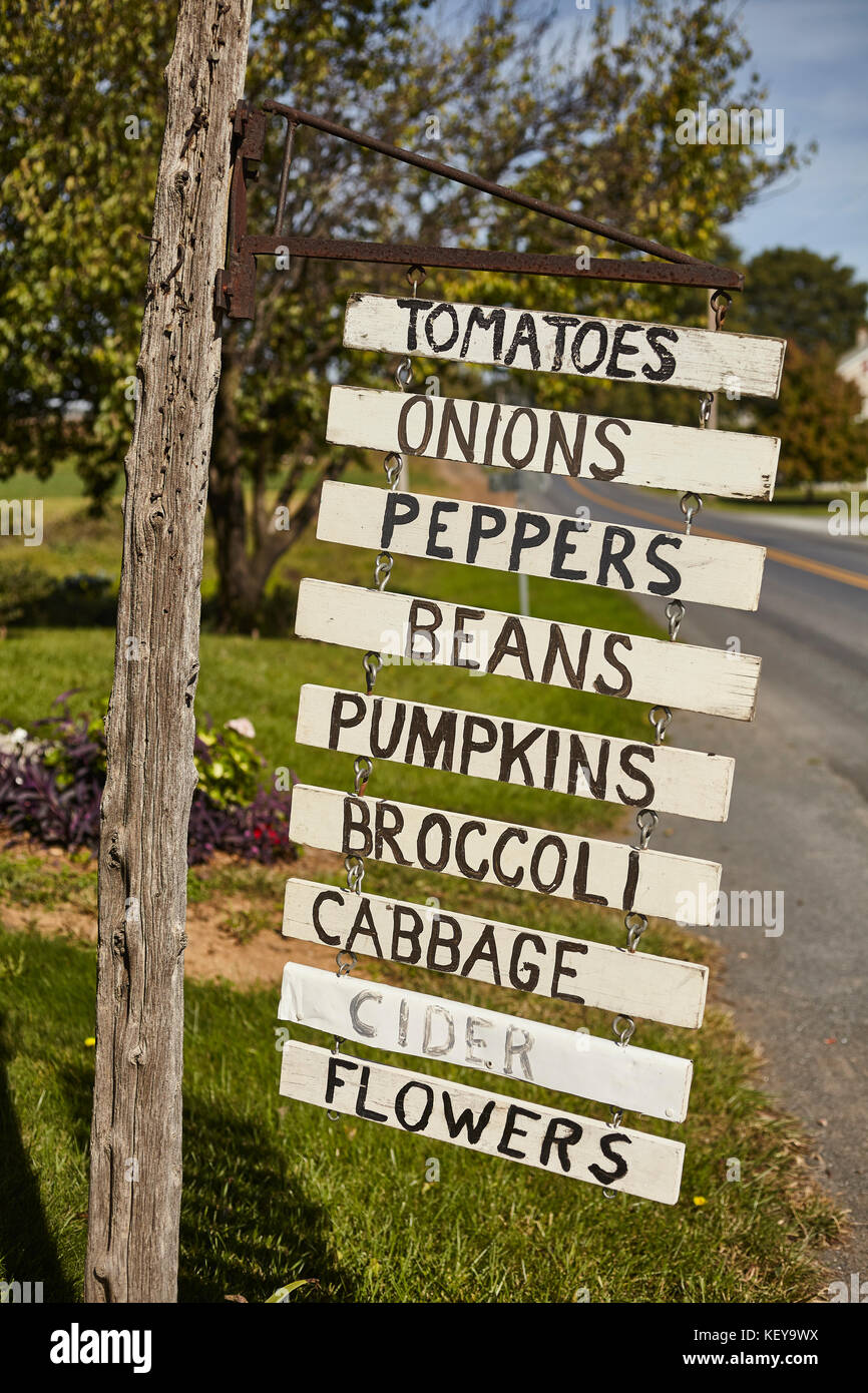 Farm market sign, Amish Country, Lancaster County, Pennsylvania, USA ...