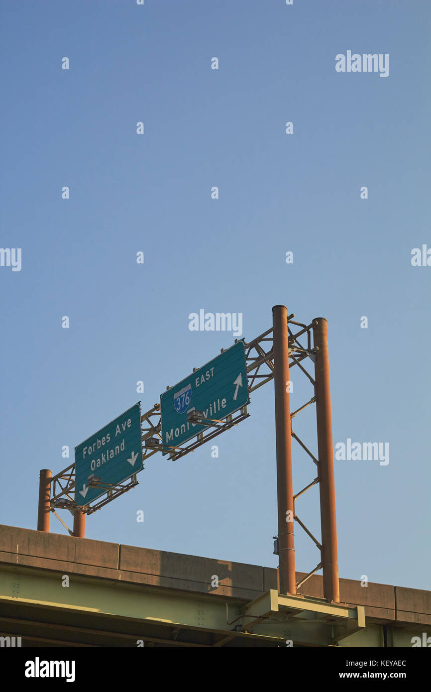 Highway Overpass, Pittsburgh, Pennsylvania, USA Stock Photo - Alamy