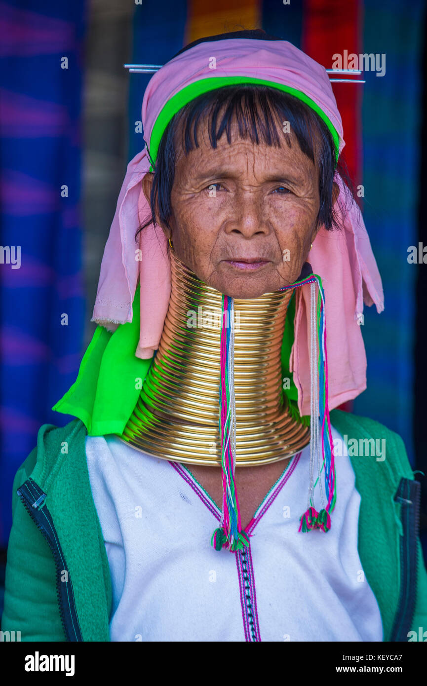 Portrait of Kayan tribe woman in Kayan state Myanmar Stock Photo - Alamy