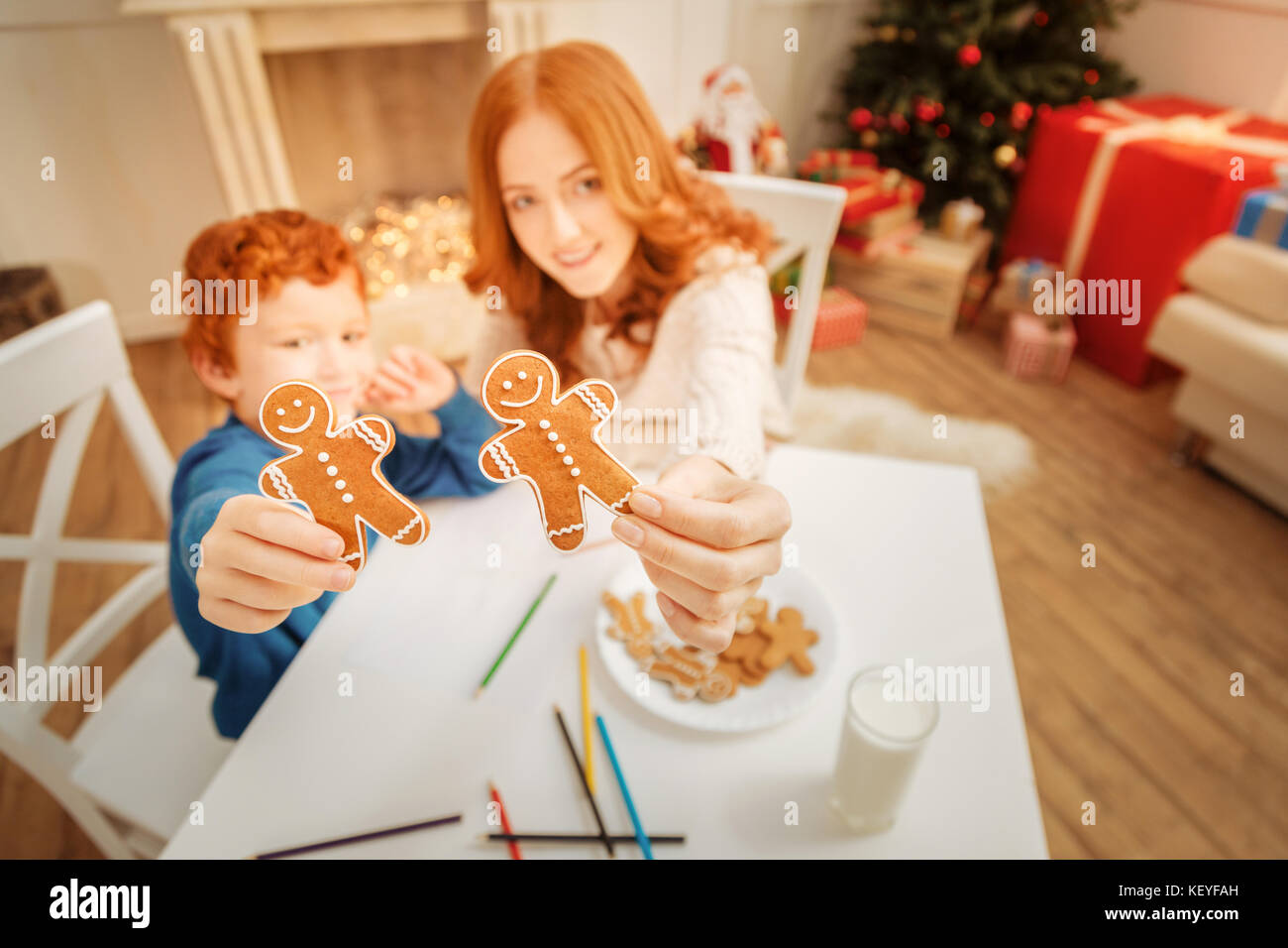 Children gingerbread man hi-res stock photography and images - Alamy