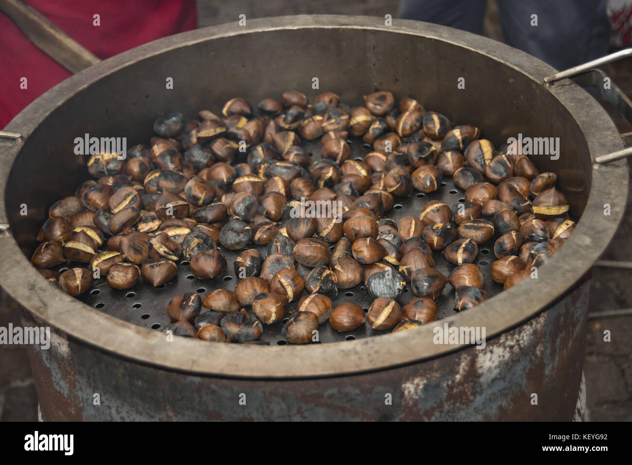 Burnt chestnuts hi-res stock photography and images - Alamy