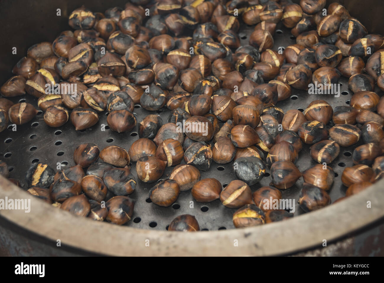 Burnt chestnuts hi-res stock photography and images - Alamy