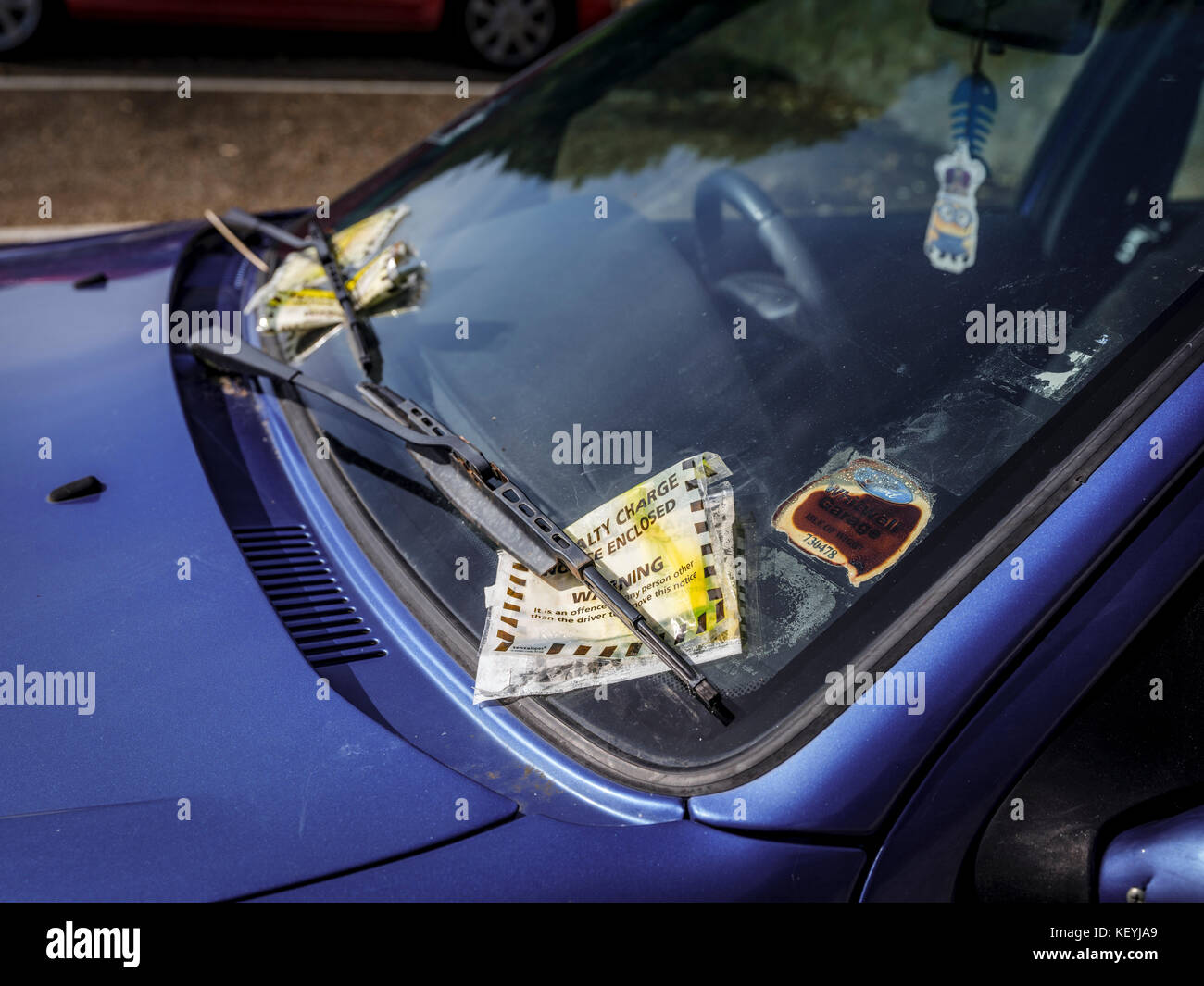 Car windscreen display hi-res stock photography and images - Alamy