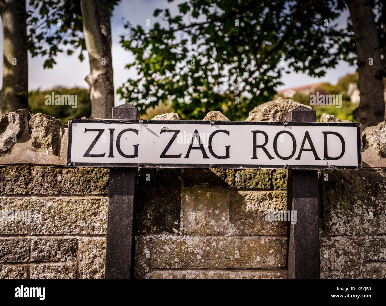 Zig zag road hi-res stock photography and images - Alamy