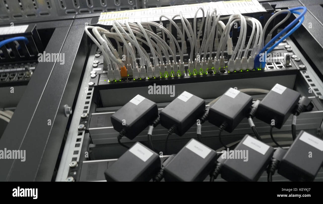 Back powerful computer servers hi-res stock photography and images - Alamy