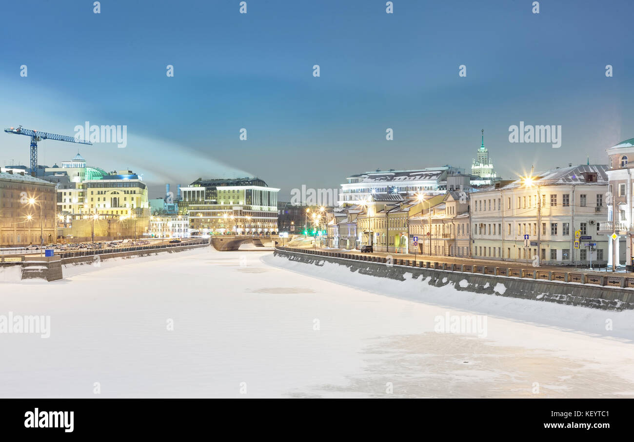 Moscow winter river frozen hi-res stock photography and images - Alamy