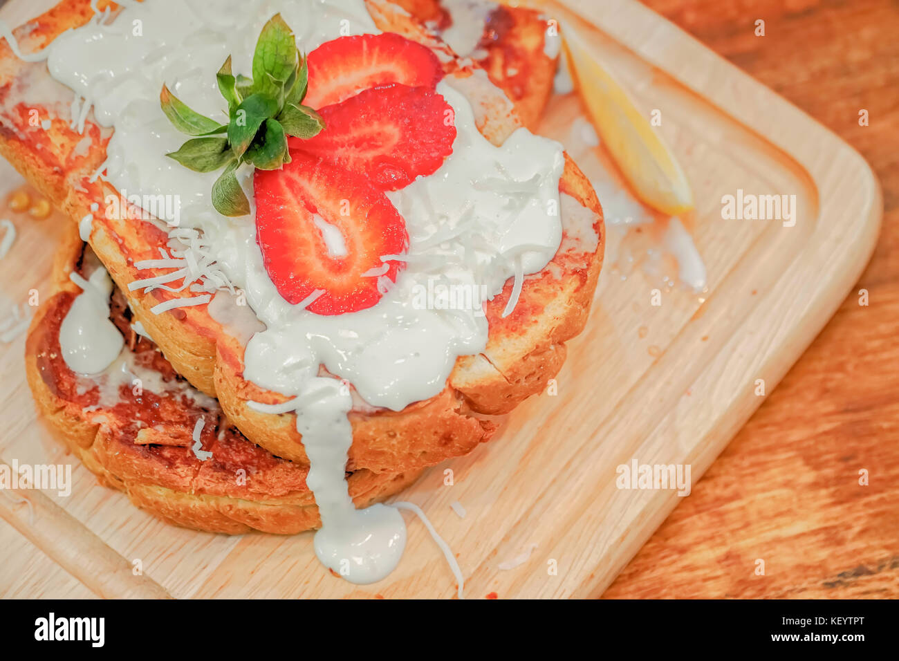 Plate of fancy restaurant food hi-res stock photography and images - Alamy