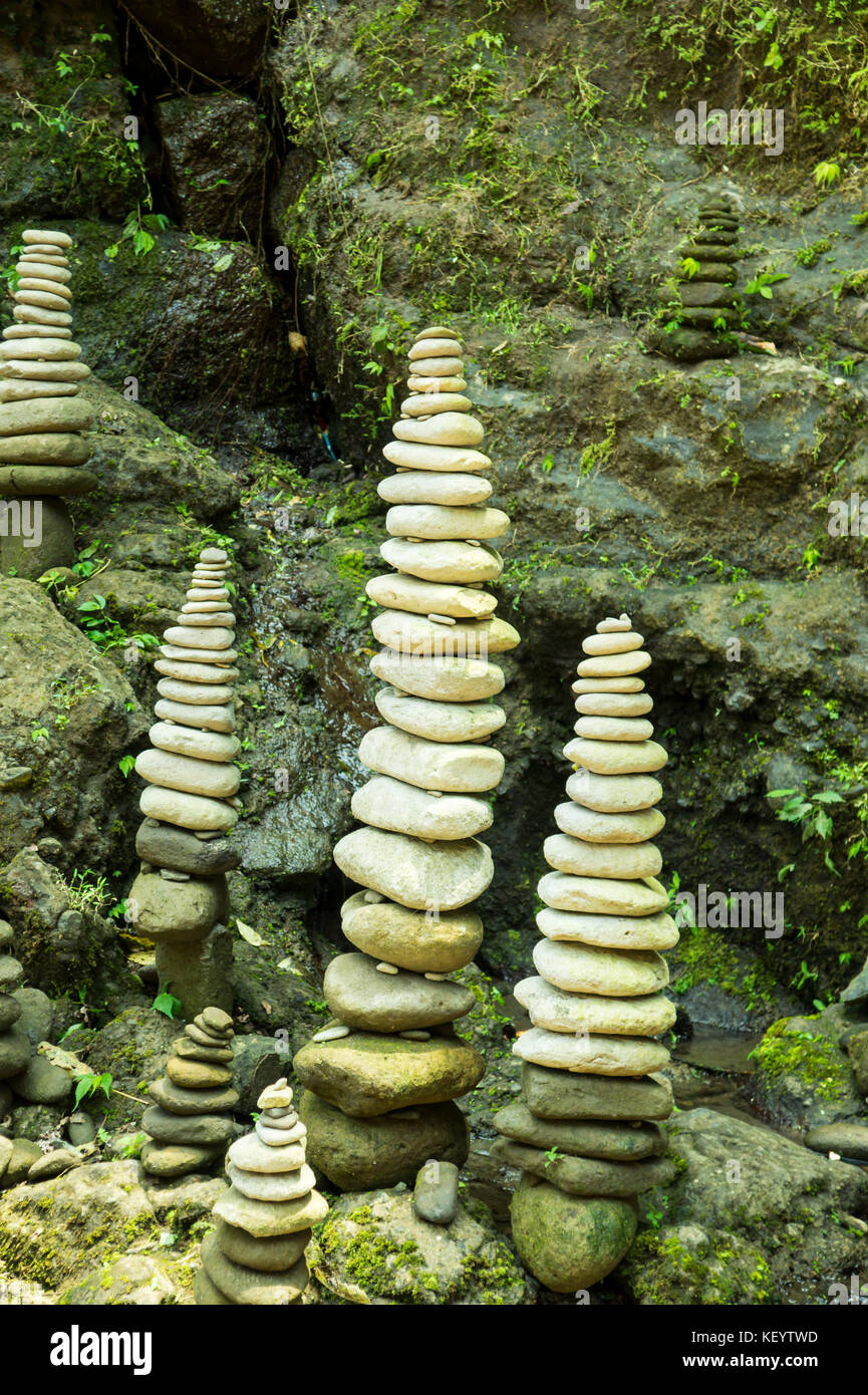 Stapled stones hi-res stock photography and images - Alamy