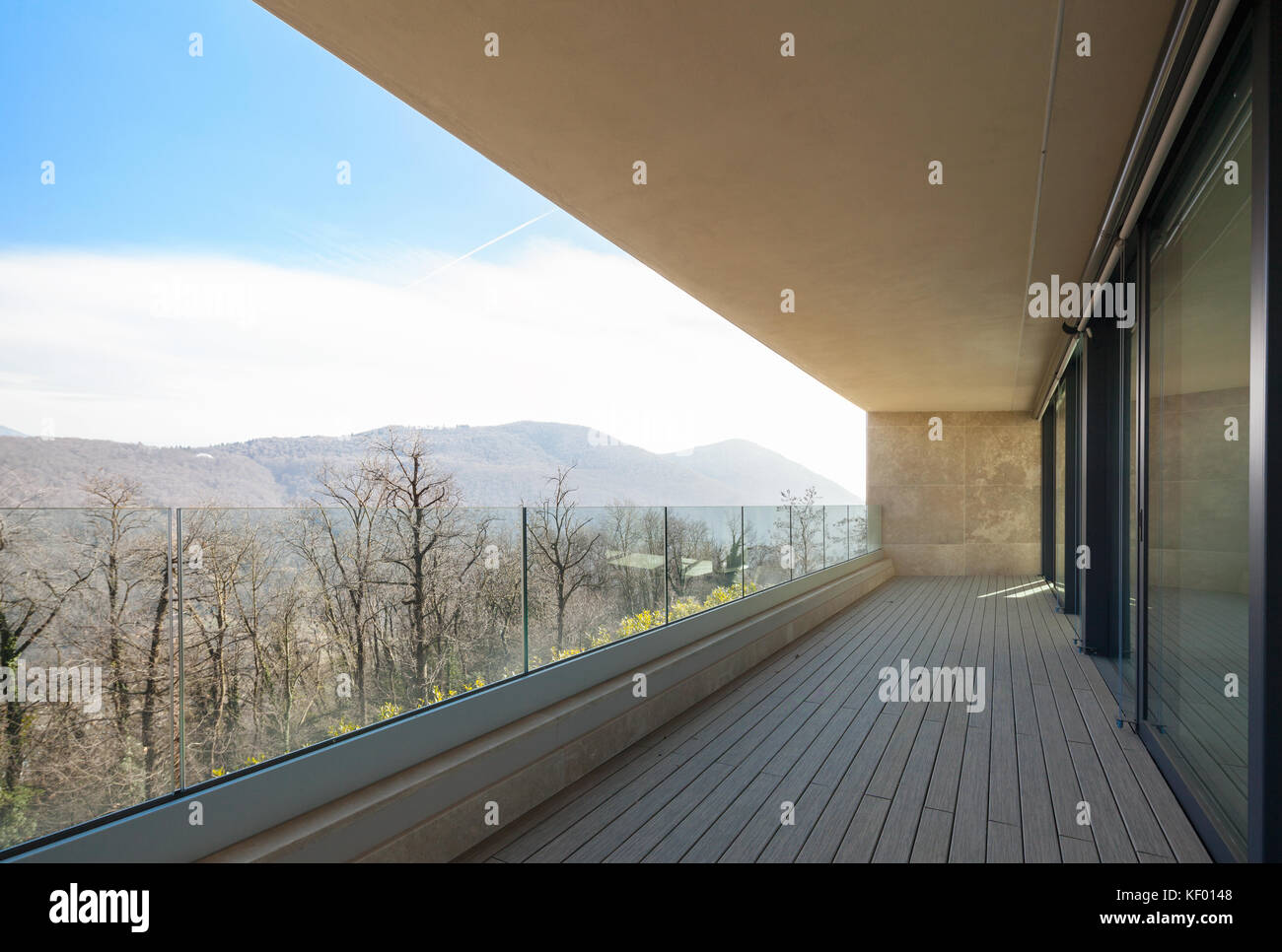 Long balcony windows hi-res stock photography and images - Alamy