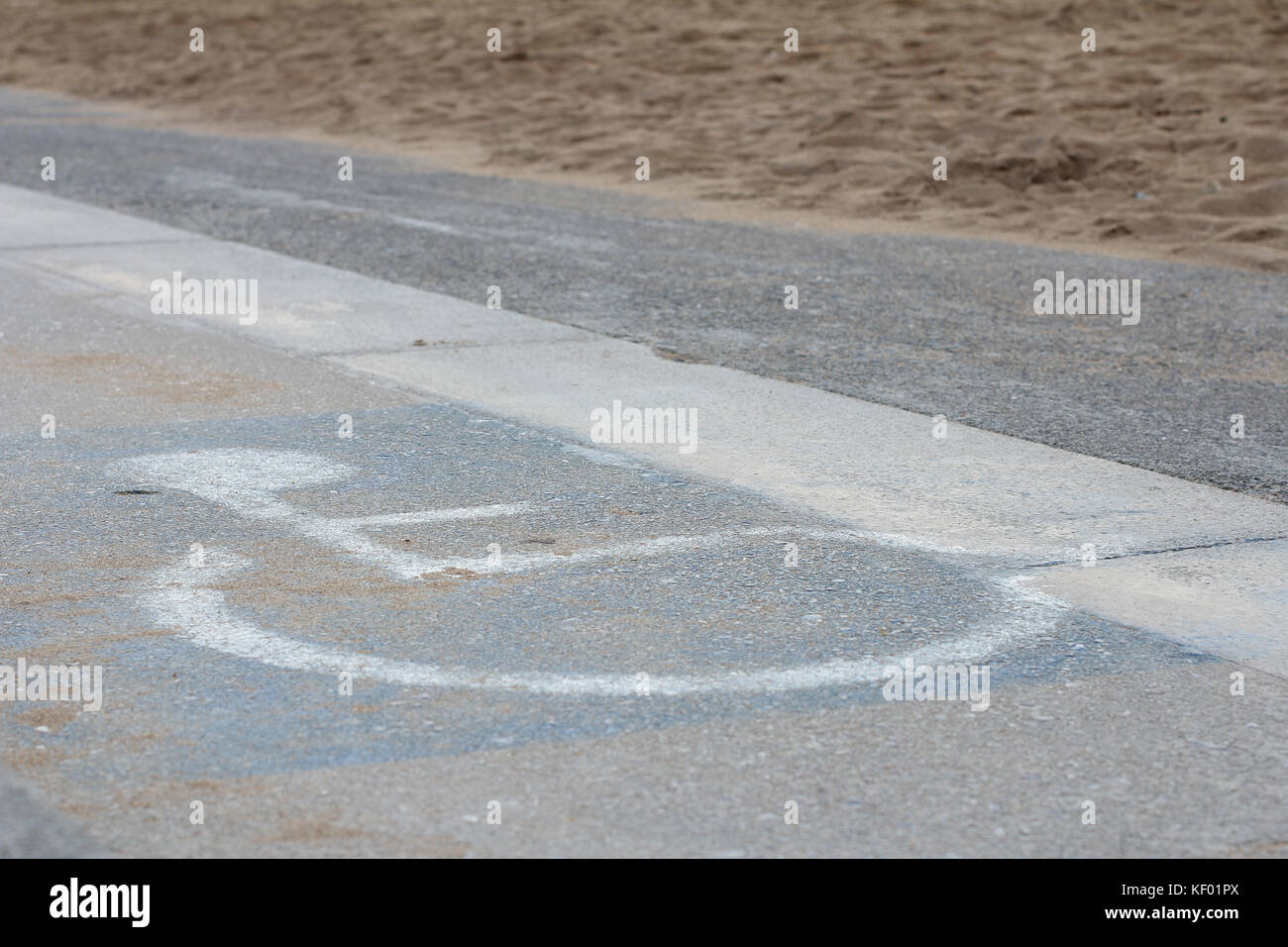 Disabled beach access hi-res stock photography and images - Alamy