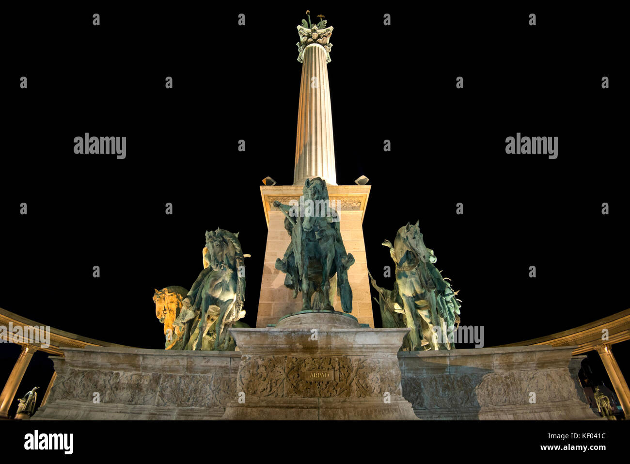 Horizontal view of Heroes' Square in Budapest at night Stock Photo - Alamy