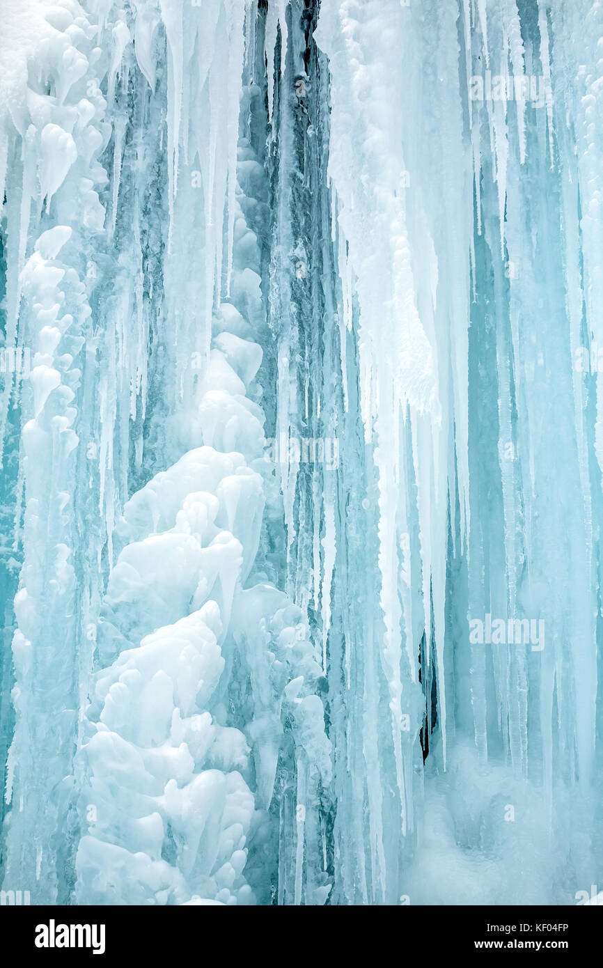 Sheets of icicles hang from waterfalls, Plitvice Lakes National Park ...