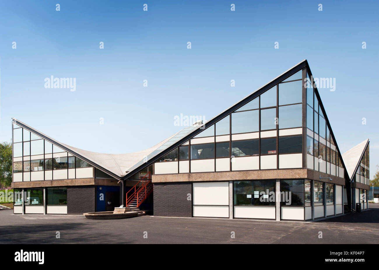 Chaucer school hi-res stock photography and images - Alamy