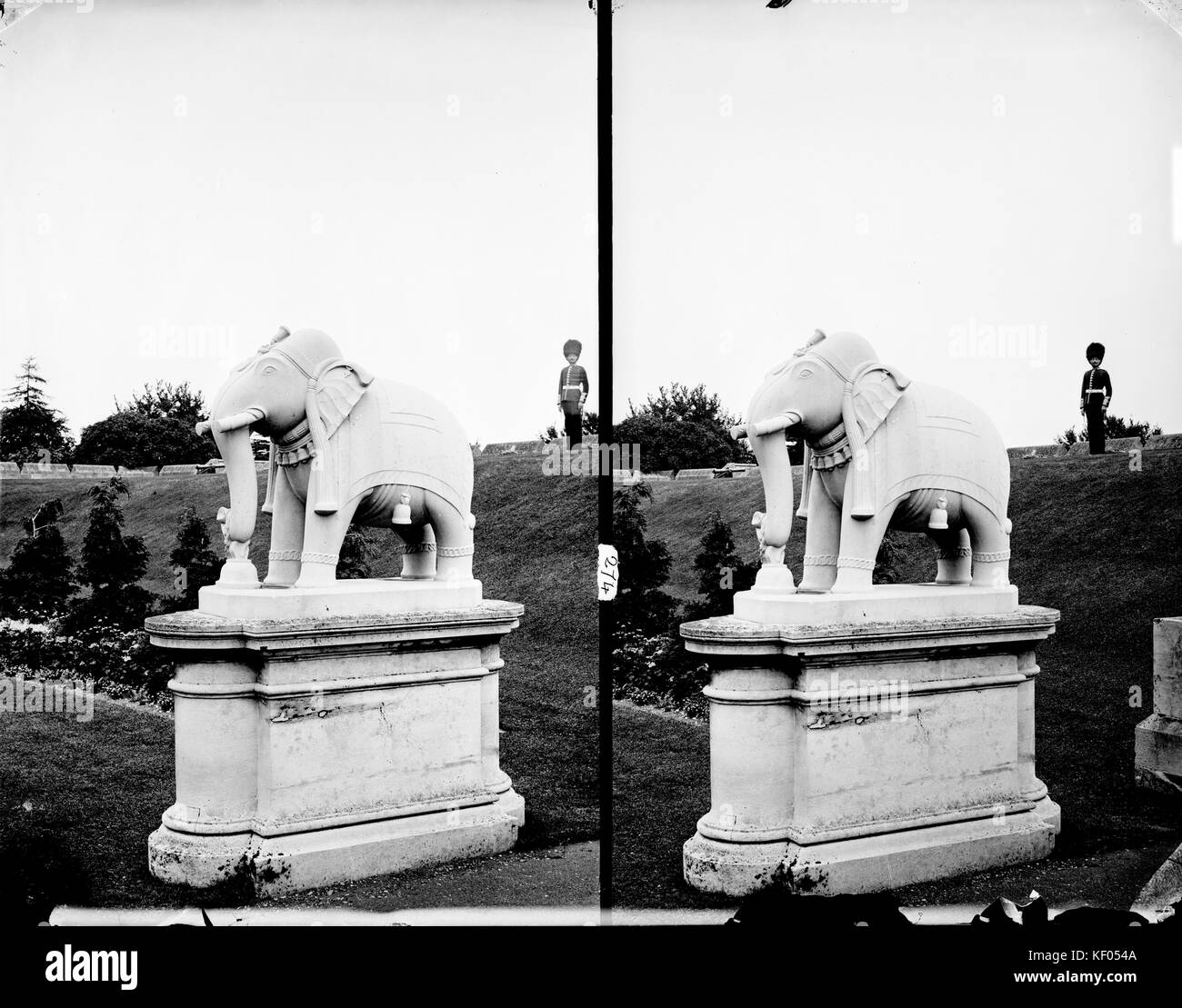 Elephant Castle Statue Elephant Castle High Resolution Stock ...