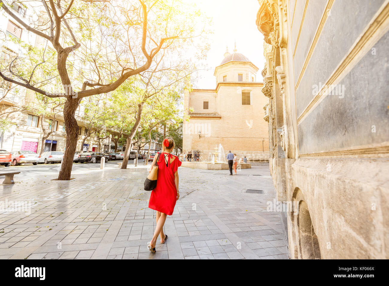 Woman traveling in Valencia city Stock Photo - Alamy